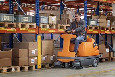 Balayeuse autoportée Taski balimat 6500